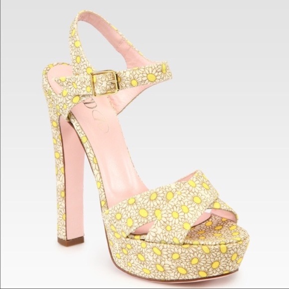 Valentino | Shoes | Valentino Daisy Platform Sandals New | Poshmark